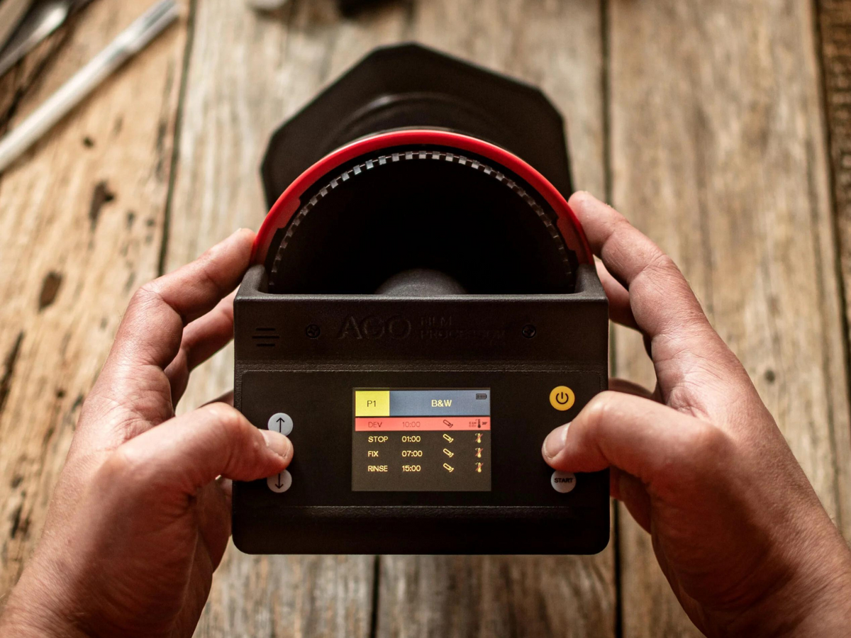 AGO Film Processor - Automatic Agitator and Tank for Home Developing