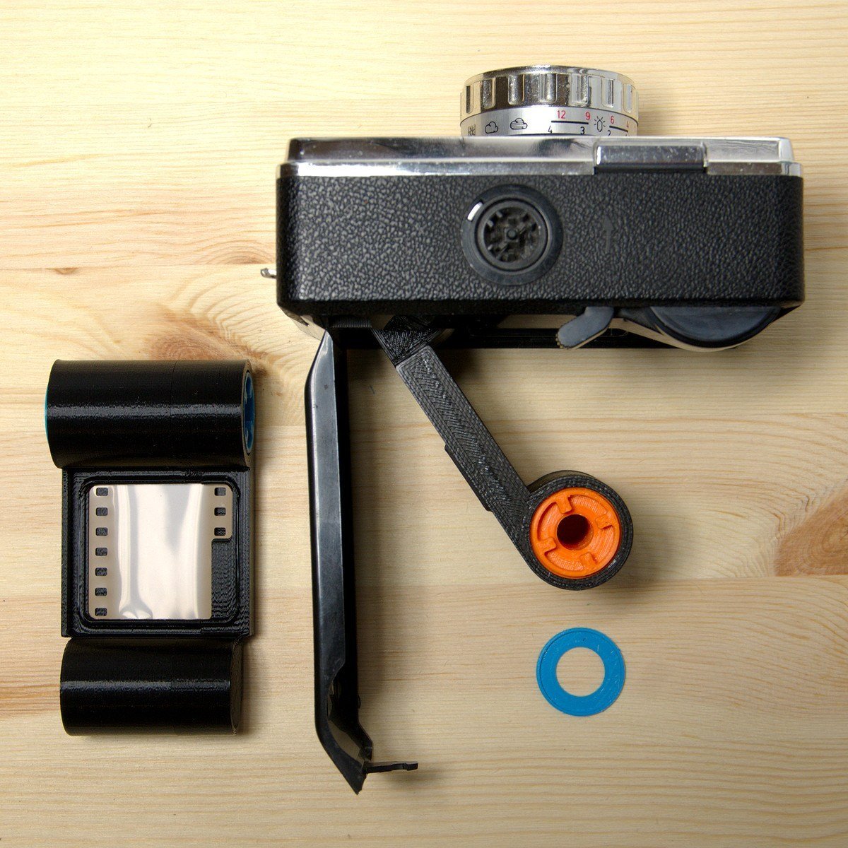 Camerhack Fakmatic Adapter for 126 Film Cameras - Analogue Wonderland